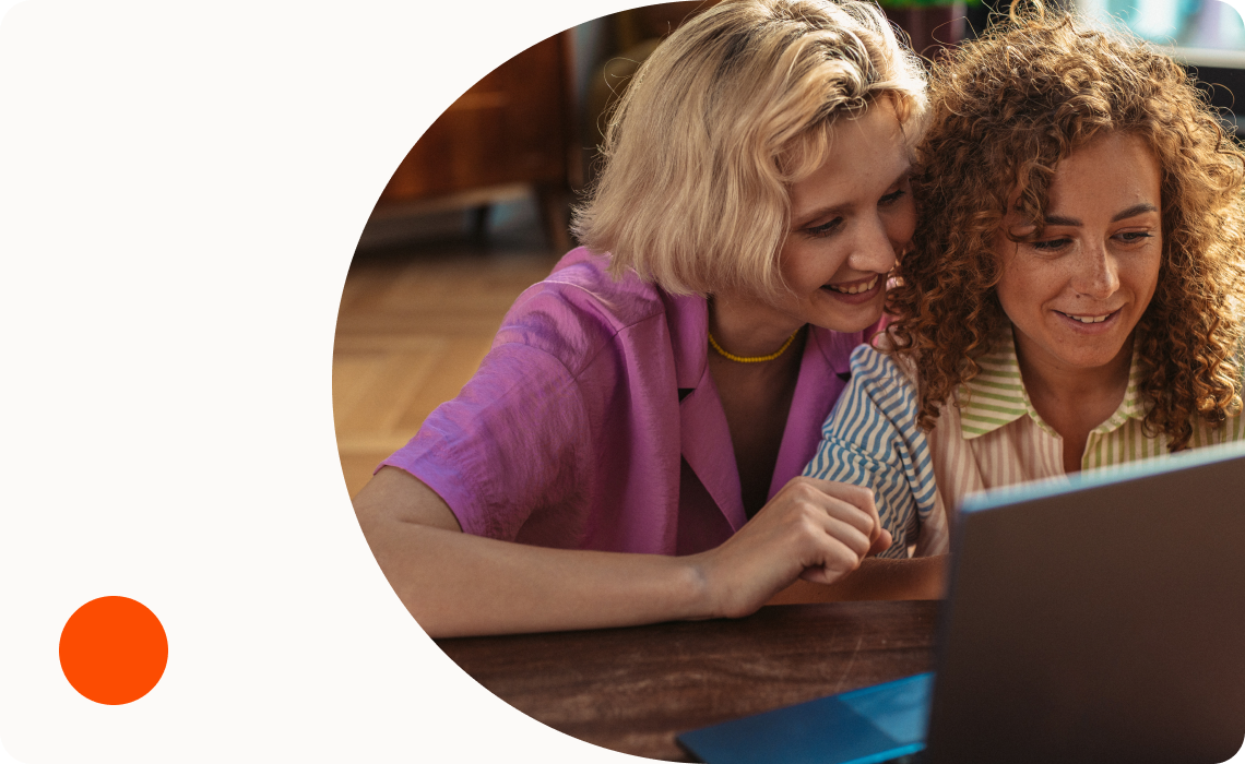 D2C vs B2C Ecommerce [Definitions, Differences, & Benefits]