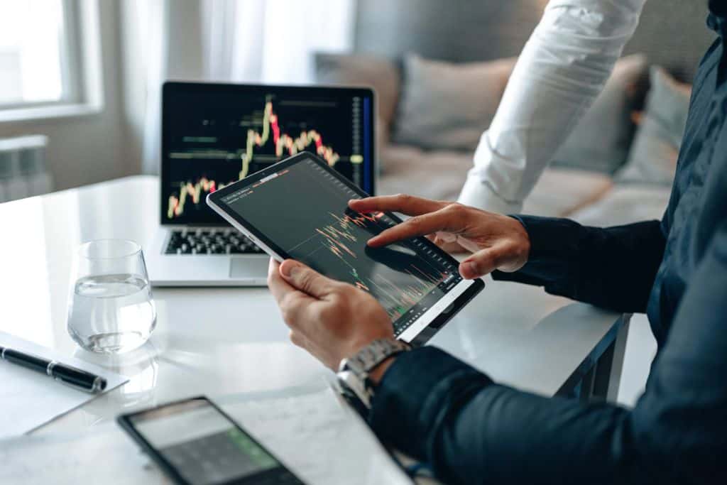 The Ultimate Guide to Creating a Trading Journal and Using it Effectively