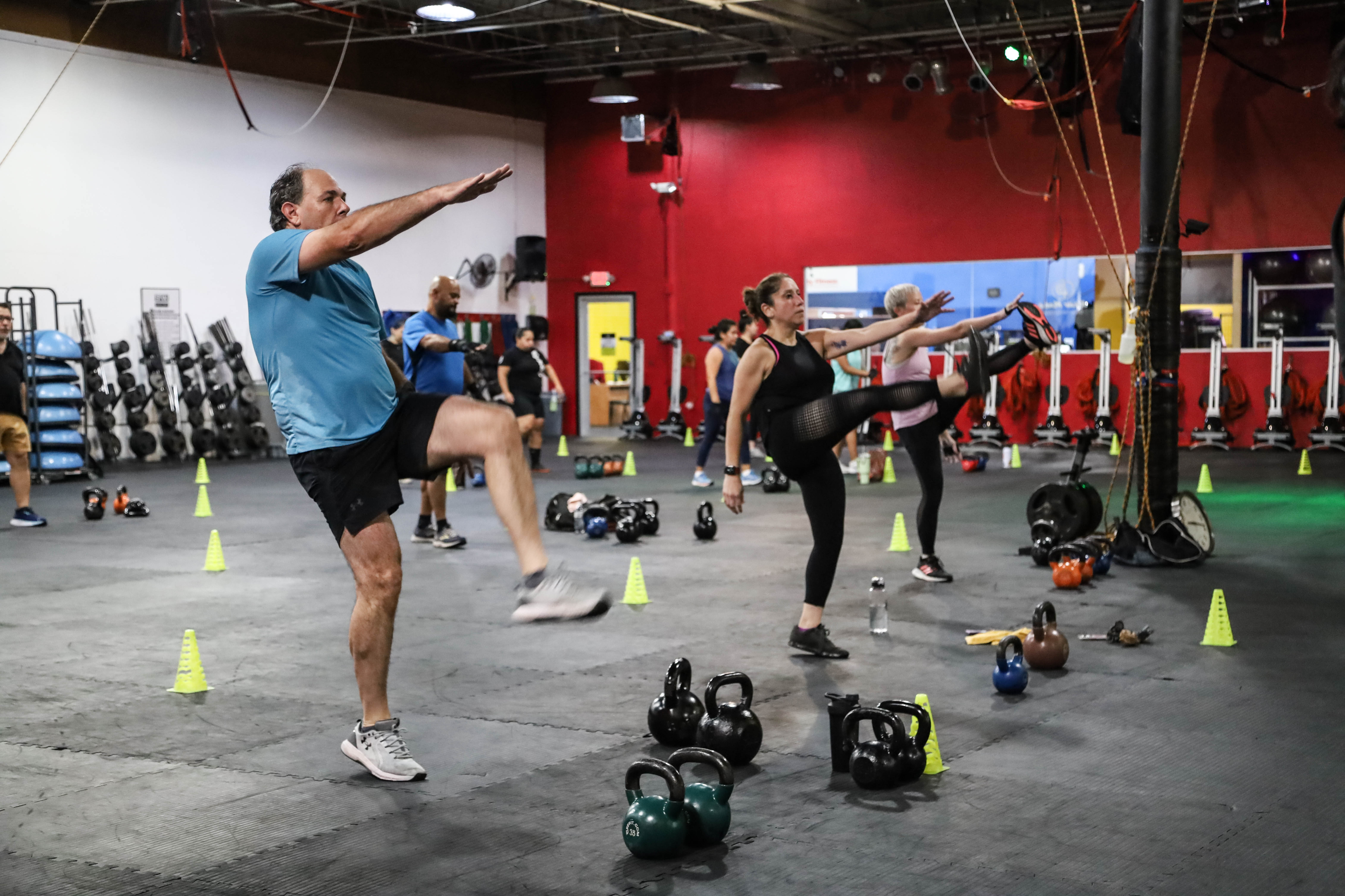 STW | Cardio Burn Classes