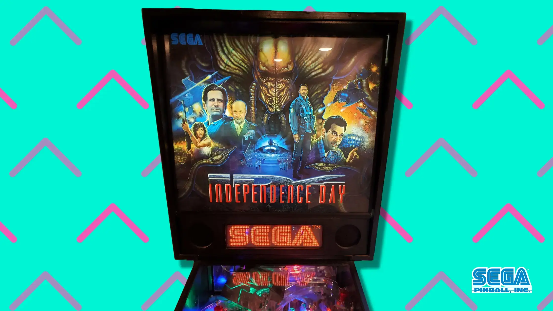 Independence Day (1996) Pinball Machine by Sega Pinball Inc. (US)