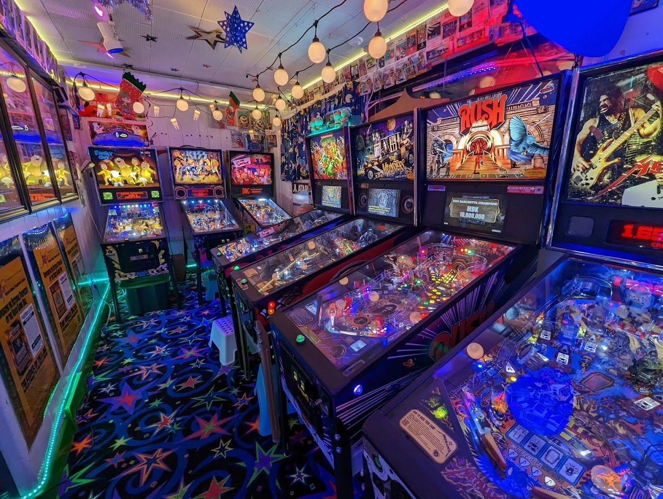 Star Worlds Arcade DeKalb, IL | Kineticist