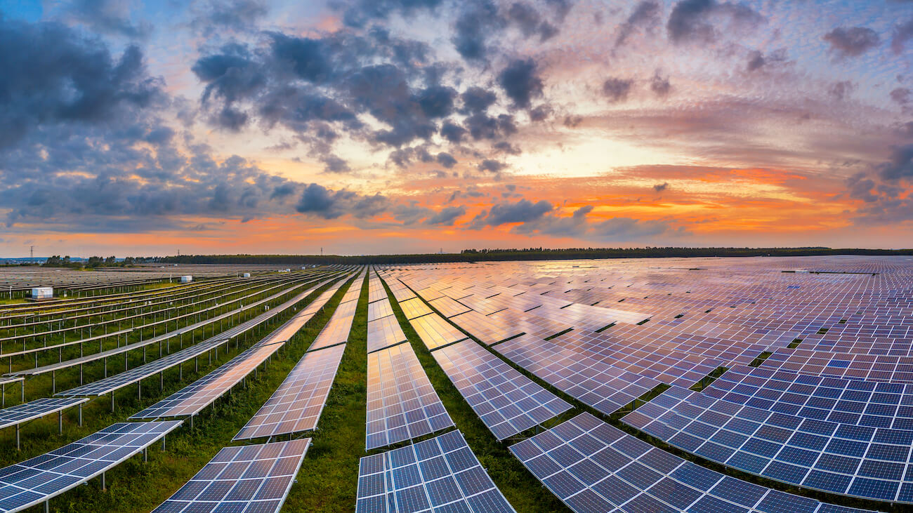 Is Solar Power The Best Option For Alternative Energy? | Solar Panels
