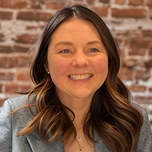 Thinking Differently: A Magnet for Attracting Executive and Specialized ...