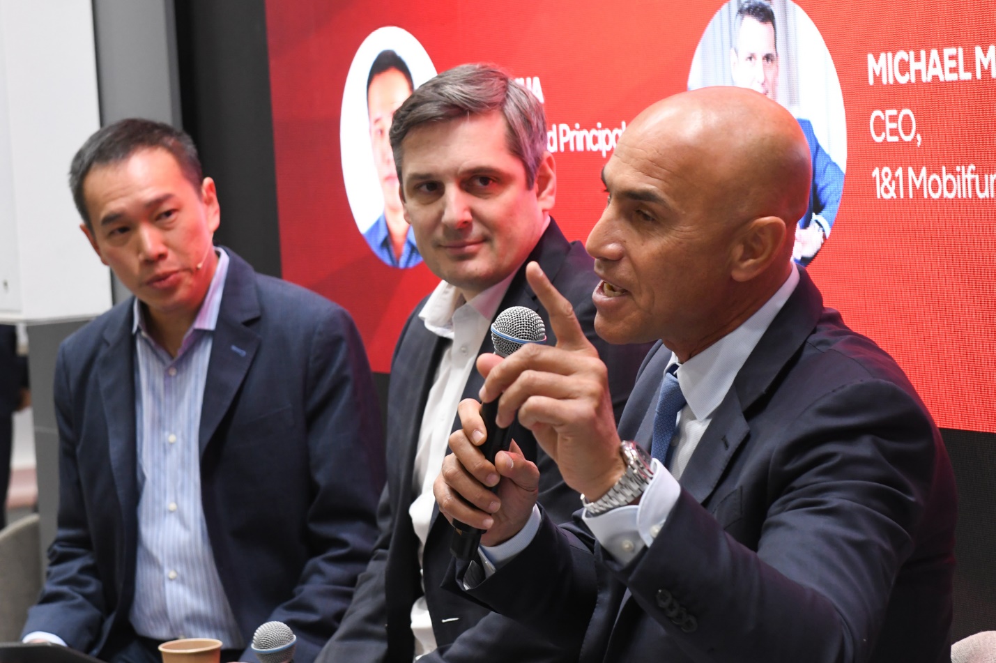 “Rakuten is our trusted partner”: 1&1 Mobilfunk CEO Michael Martin at MWC Barcelona 2024