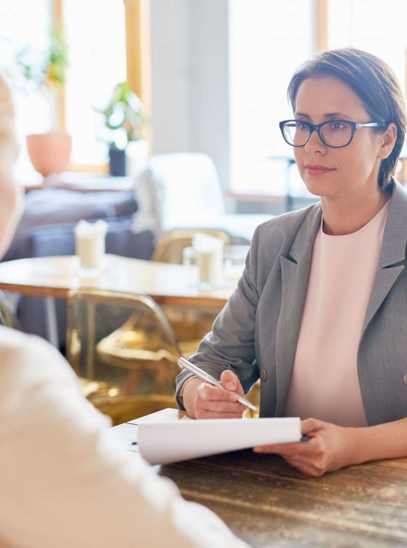 What Are the Advantages of Using an External Recruitment Agency?