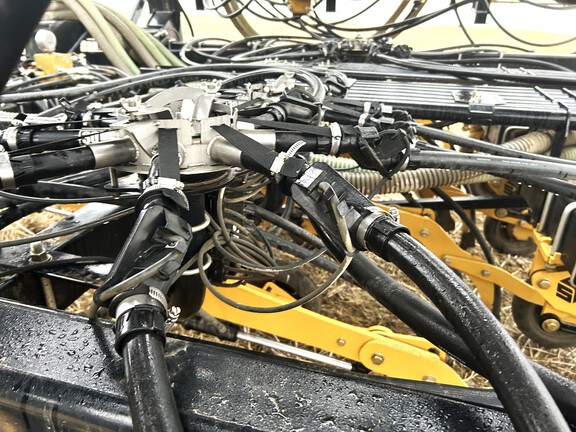 2021 Seedmaster 6012 Air Drills and Seeders