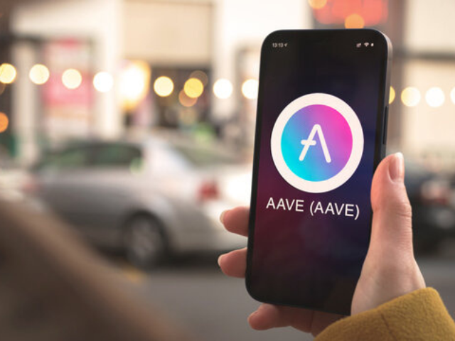 Everything You Need to Know About AAVE - Blaze - Marketing Analytics