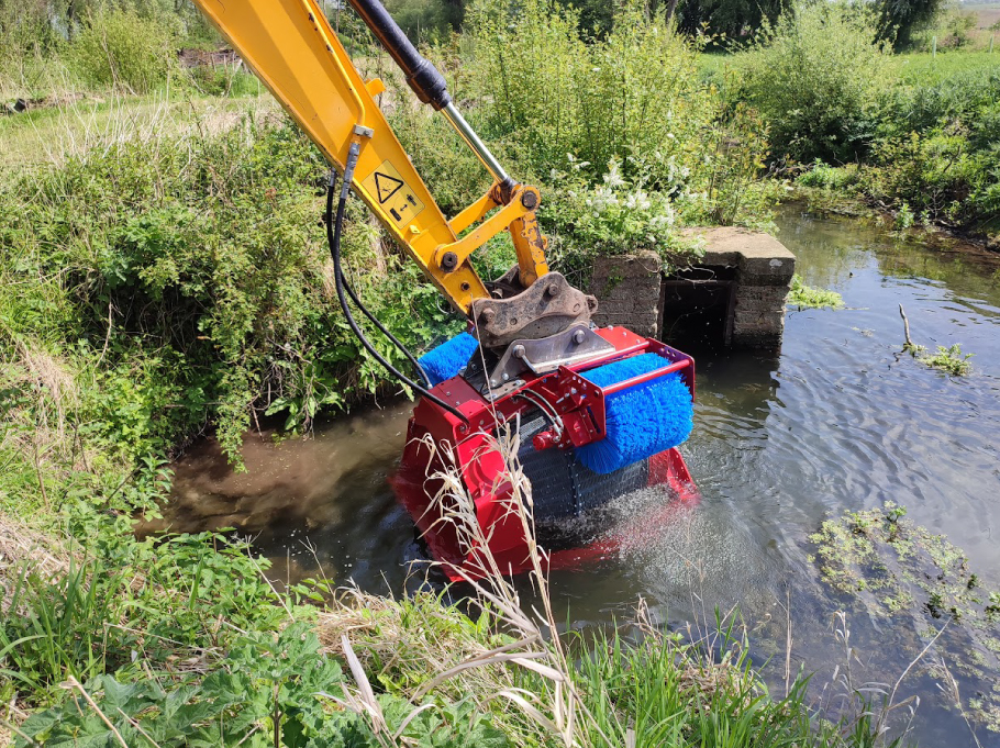 Rotary | Lloyd Engineering Limited | Rotary Screening Bucket