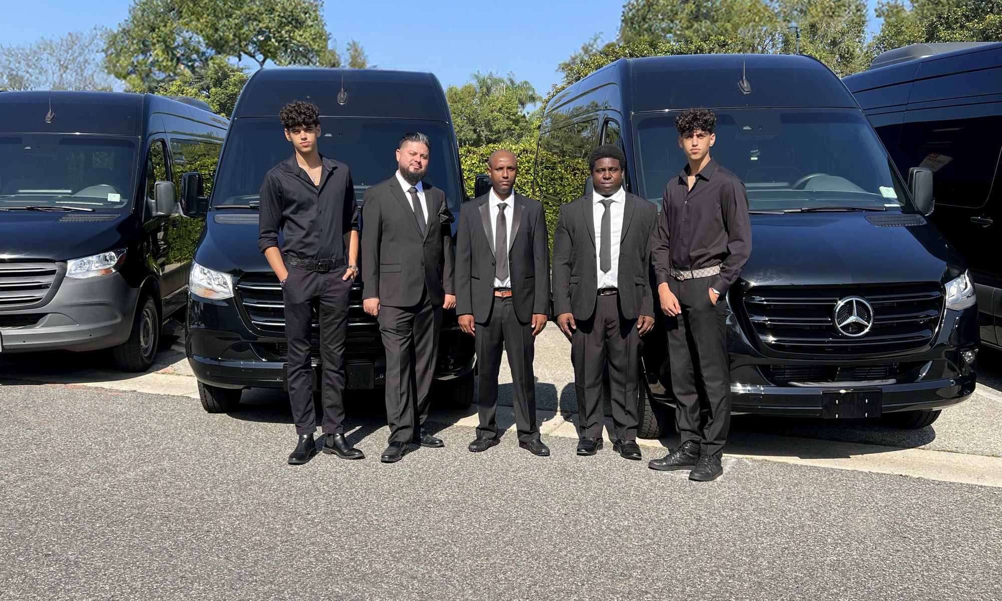 Book Vans : VAN RENTAL in Los Angeles LAX, Burbank. Rent a 15 Passenger ...