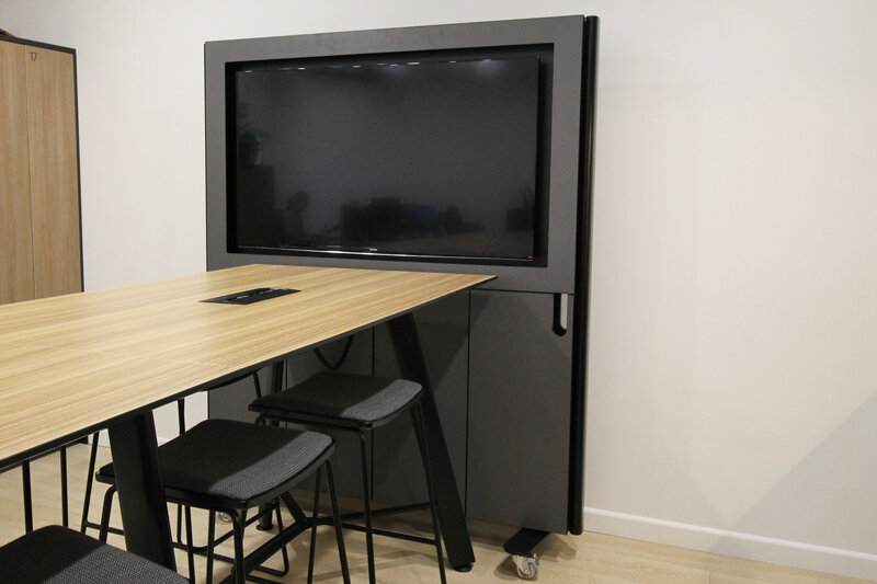 Scope TV Unit on wheels | SmartSpaceWorkplace Solutions