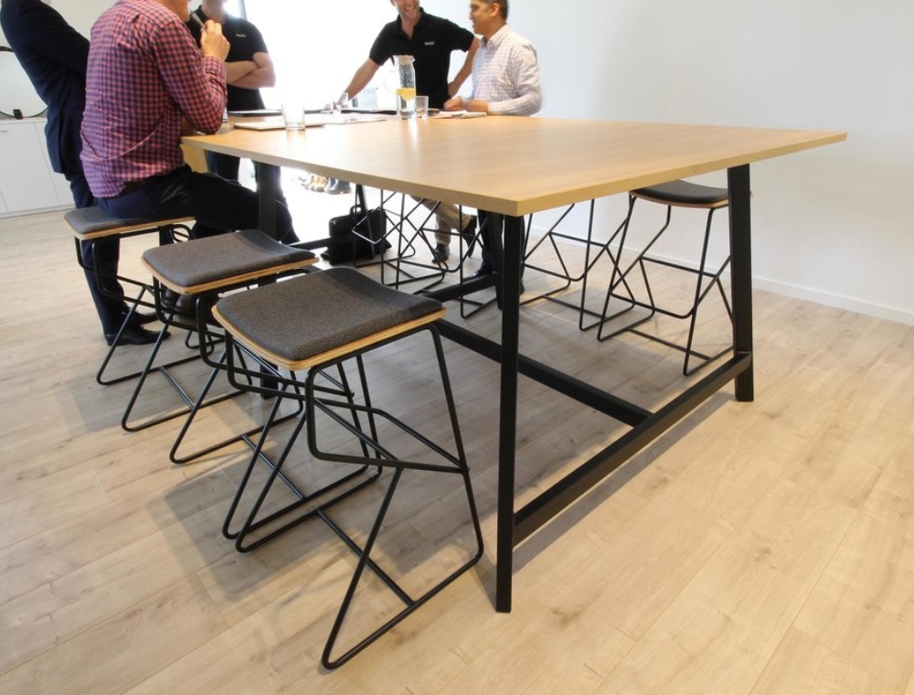Trestle Bar Leaner | SmartSpaceWorkplace Solutions