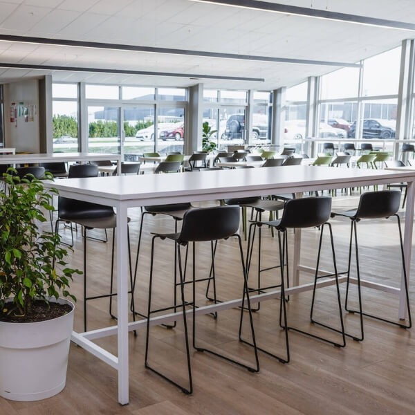Kube Bar Leaner | SmartSpaceWorkplace Solutions
