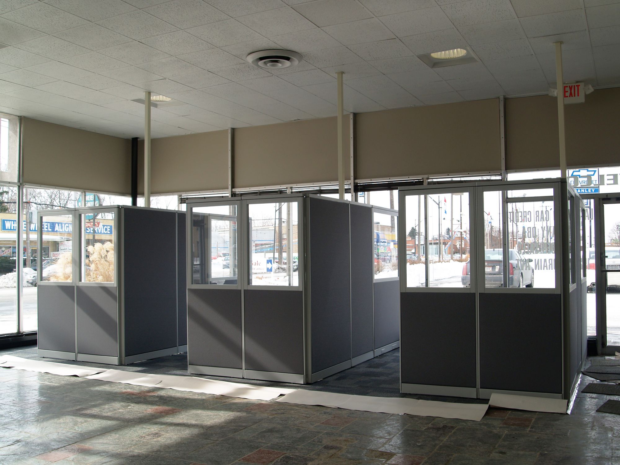 Office Floor to Ceiling Solution - gen2 Wall