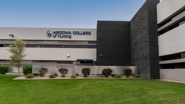 Arizona College of Nursing, Enseñanza Presencial con Labster