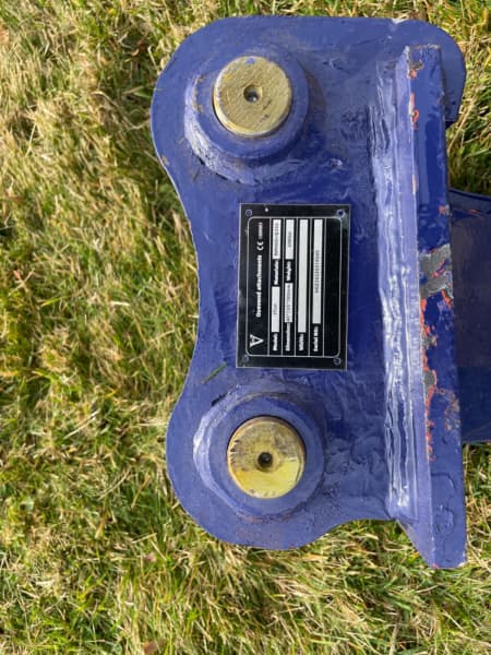 Excavator Ripper 40mm pins - Available from Tasquip