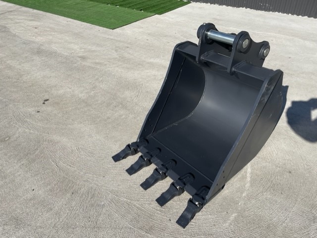 Excavator Bucket 45mm pins - Available from Tasquip