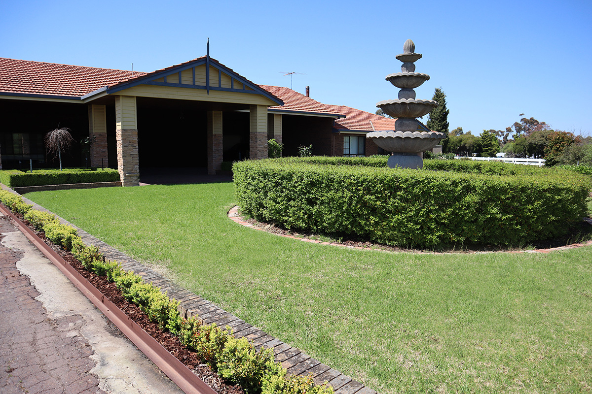 Stay | Melbourne Farm Stay