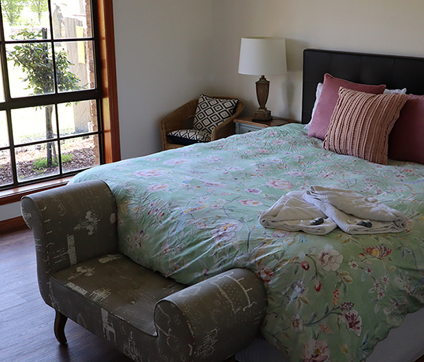 Stay | Melbourne Farm Stay