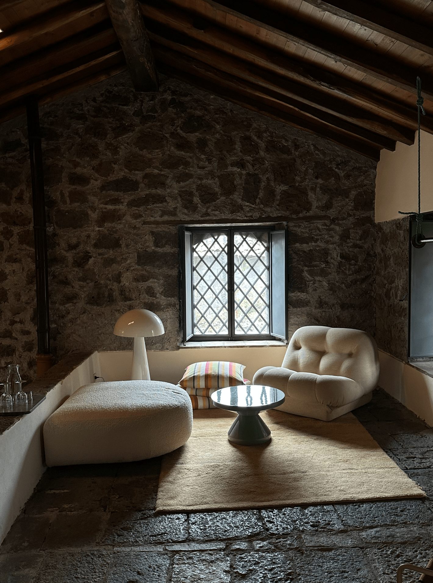GUESTHOUSE | CASA LAWA