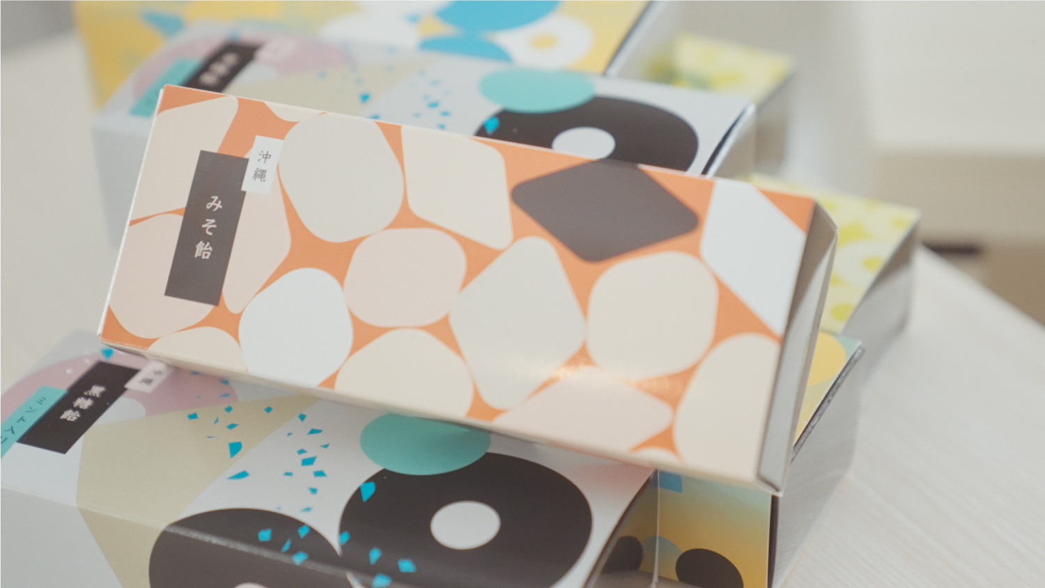 Kishimoto seika Okinawa candies | Works | MIEKO MURAO