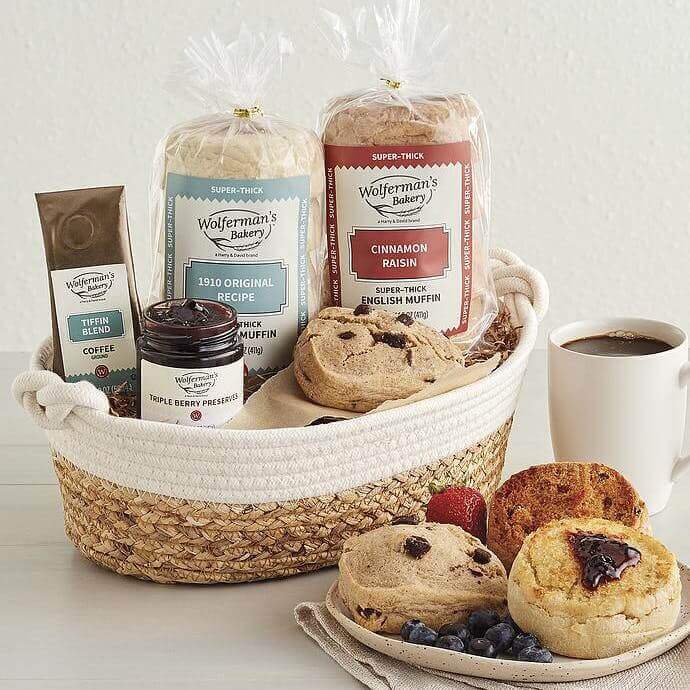 Top 14 Best Gift Basket Ideas for Employees | Postal