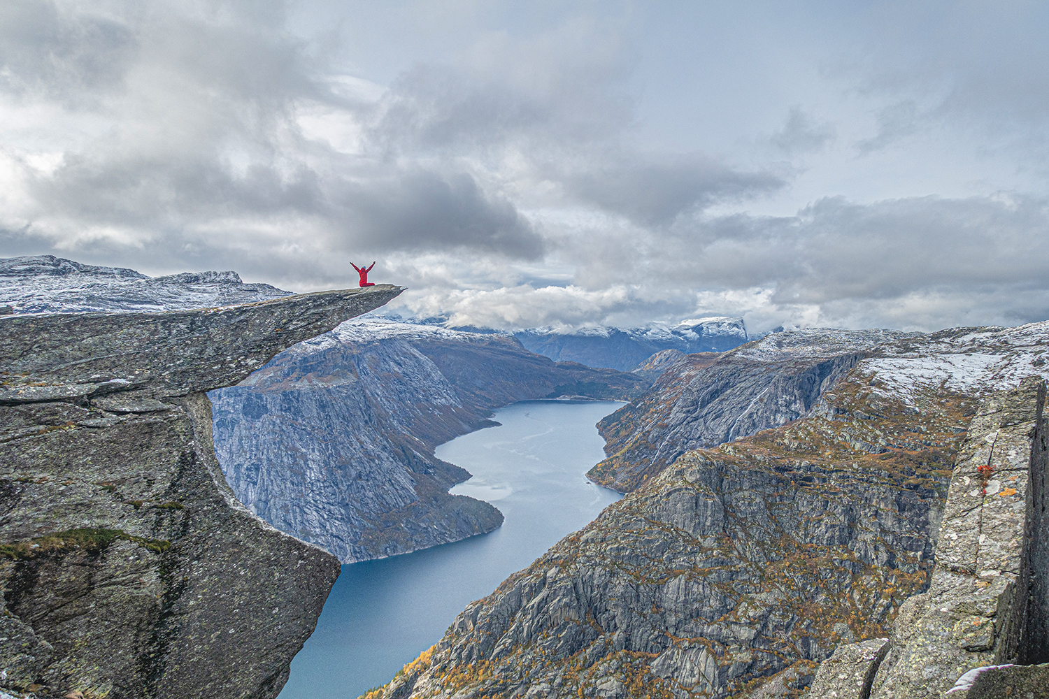 Trolltunga Autumn Go Viking Package – Trolltunga Hotel