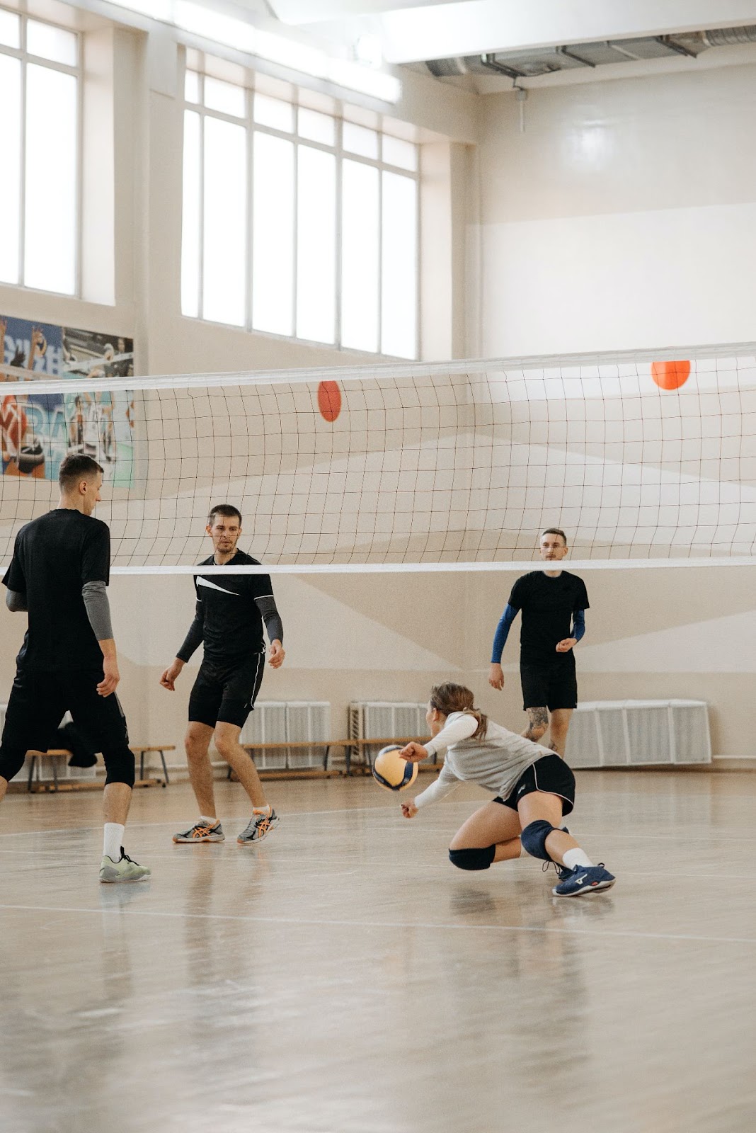 Understanding Player Positions and Their Roles in Volleyball - Javelin ...