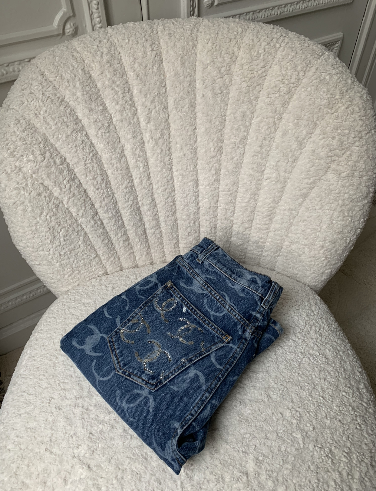 Limelight Nova | Chanel Pre-Owned | Chanel CC Denim Jeans Straight Leg ...