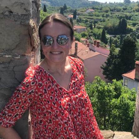 Français avec Nelly | French Naturally (EN)