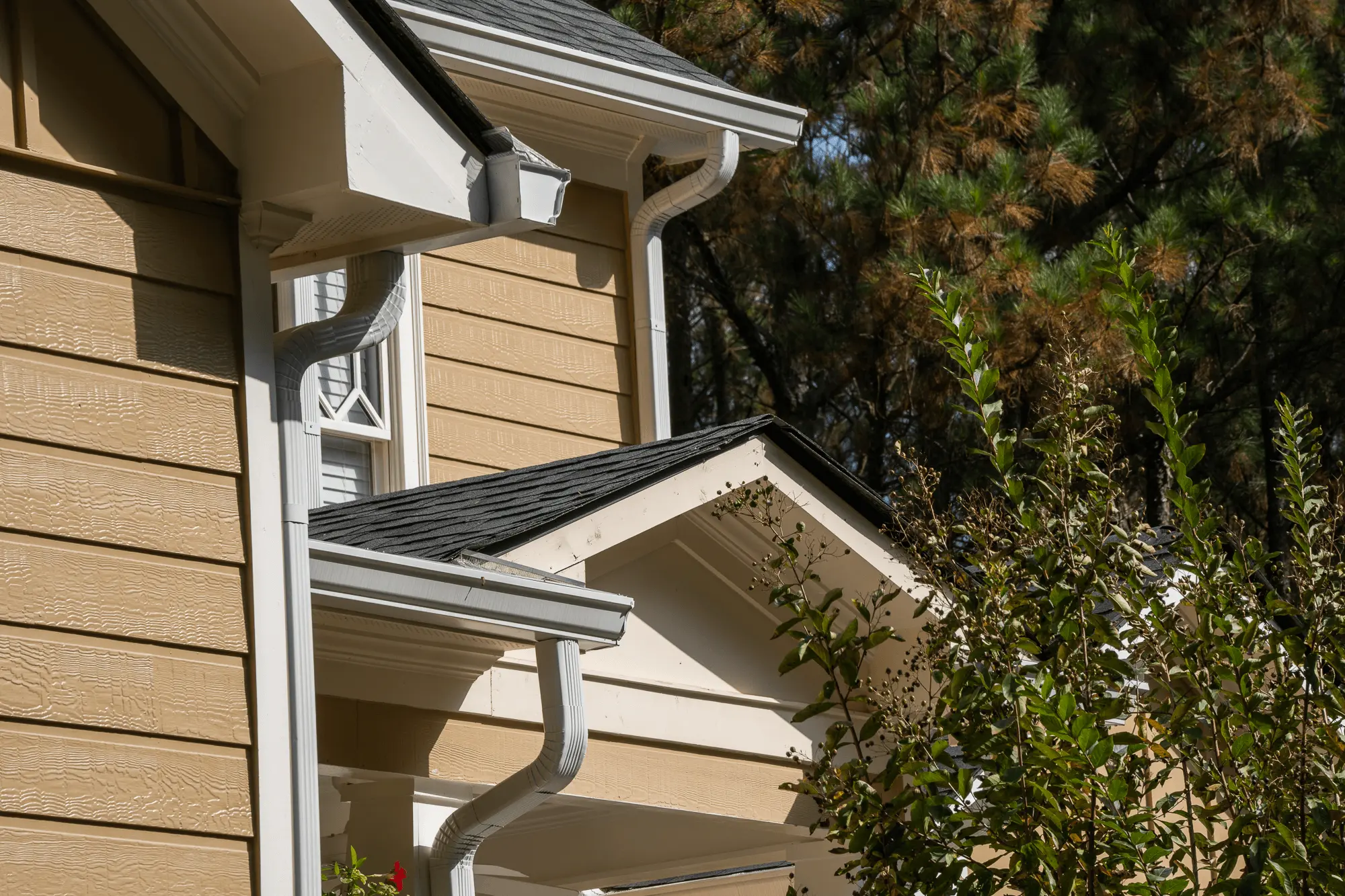 What Are Seamless Gutters? | Spectra Gutter Systems