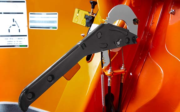 Altigreen: Low Deck 3 Wheeler Electric Cargo Vehicle at Best Price