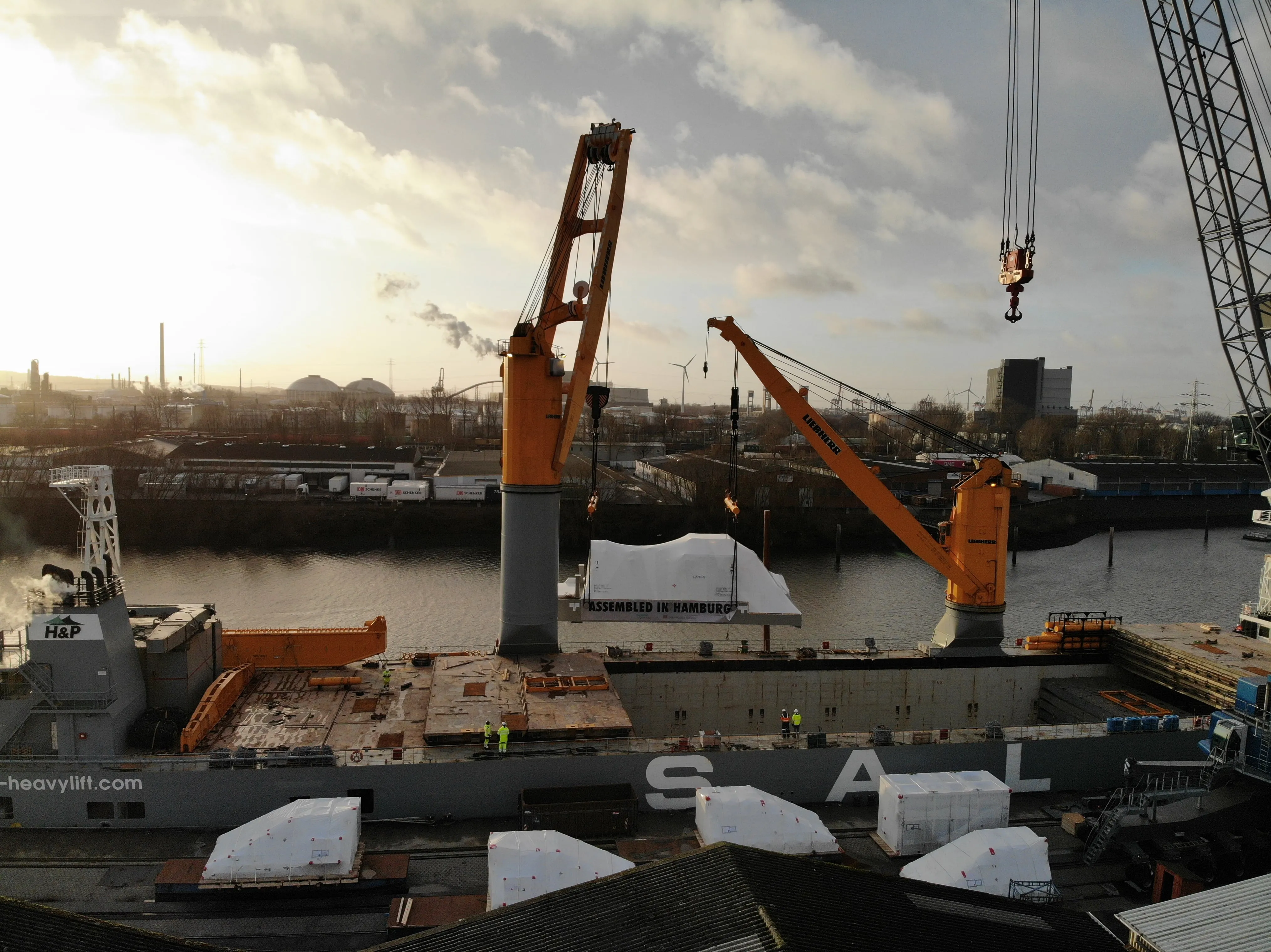 Project transports | Tschudi Logistics