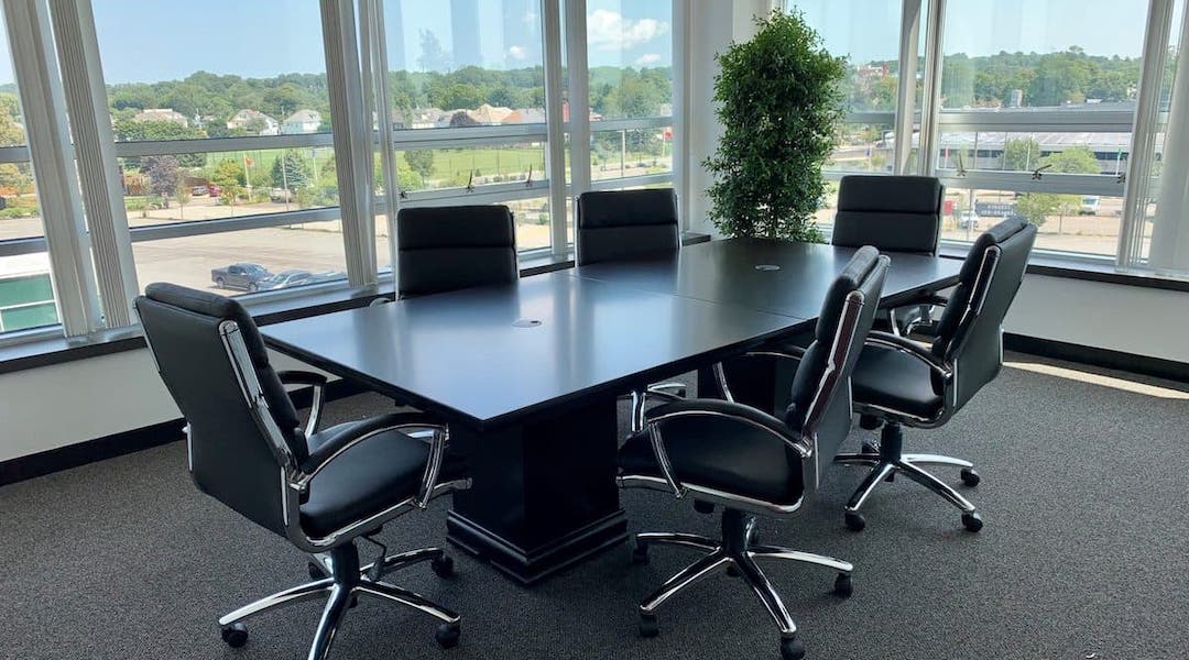 Vi-Leon | Office Gallery International | Office Gallery International