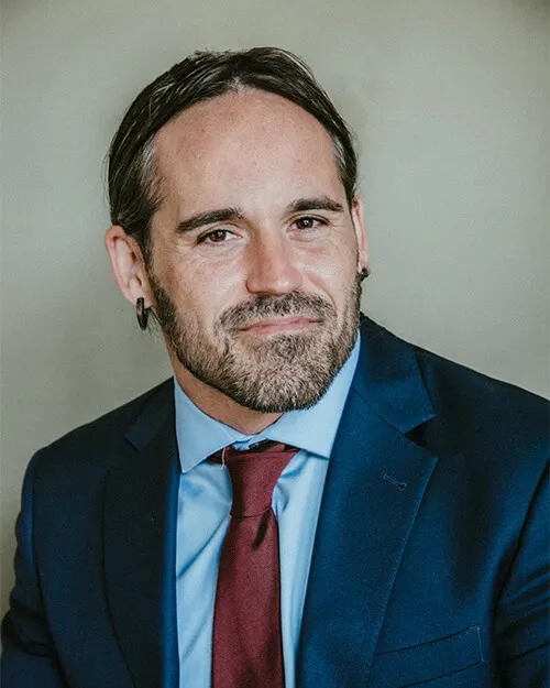 About Louis Laves-Webb & Associates