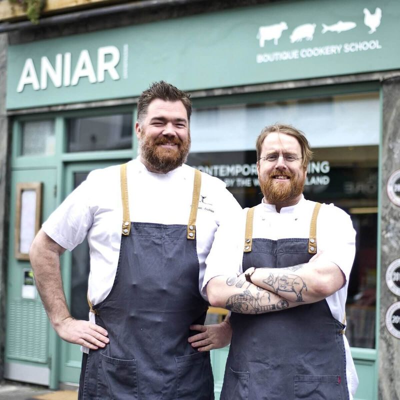 30 event ideas to attract guests to your restaurant or bar