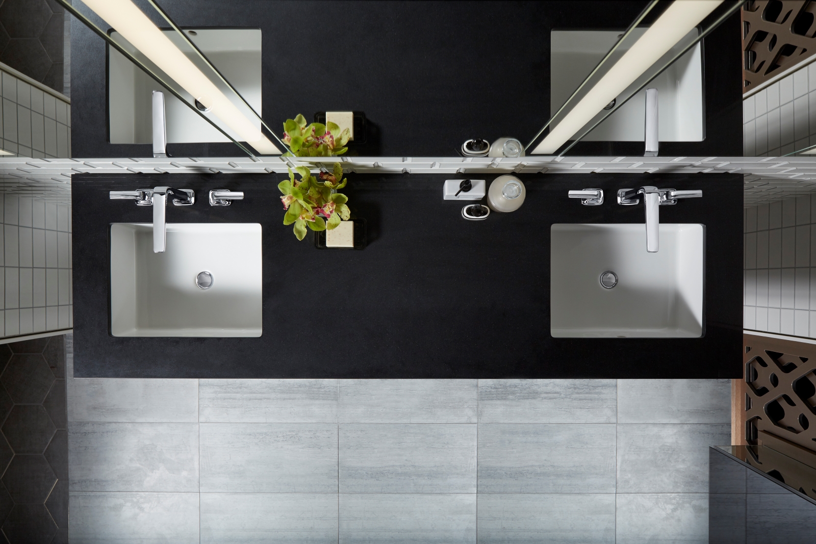 Bathroom Vanity Top Materials: Types and Styles | Robern