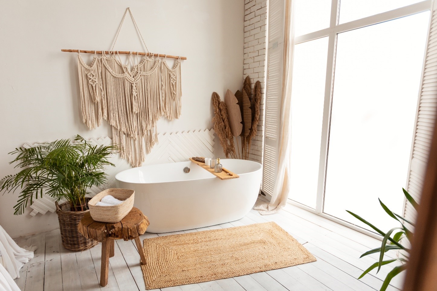 24 Charming Country Bathroom Ideas & Inspiration | Robern