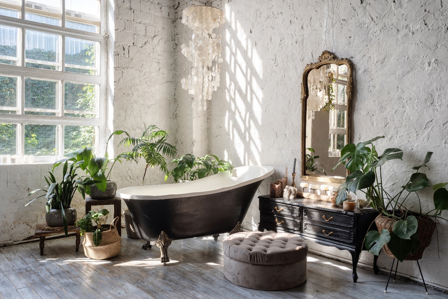 24 Charming Country Bathroom Ideas & Inspiration | Robern