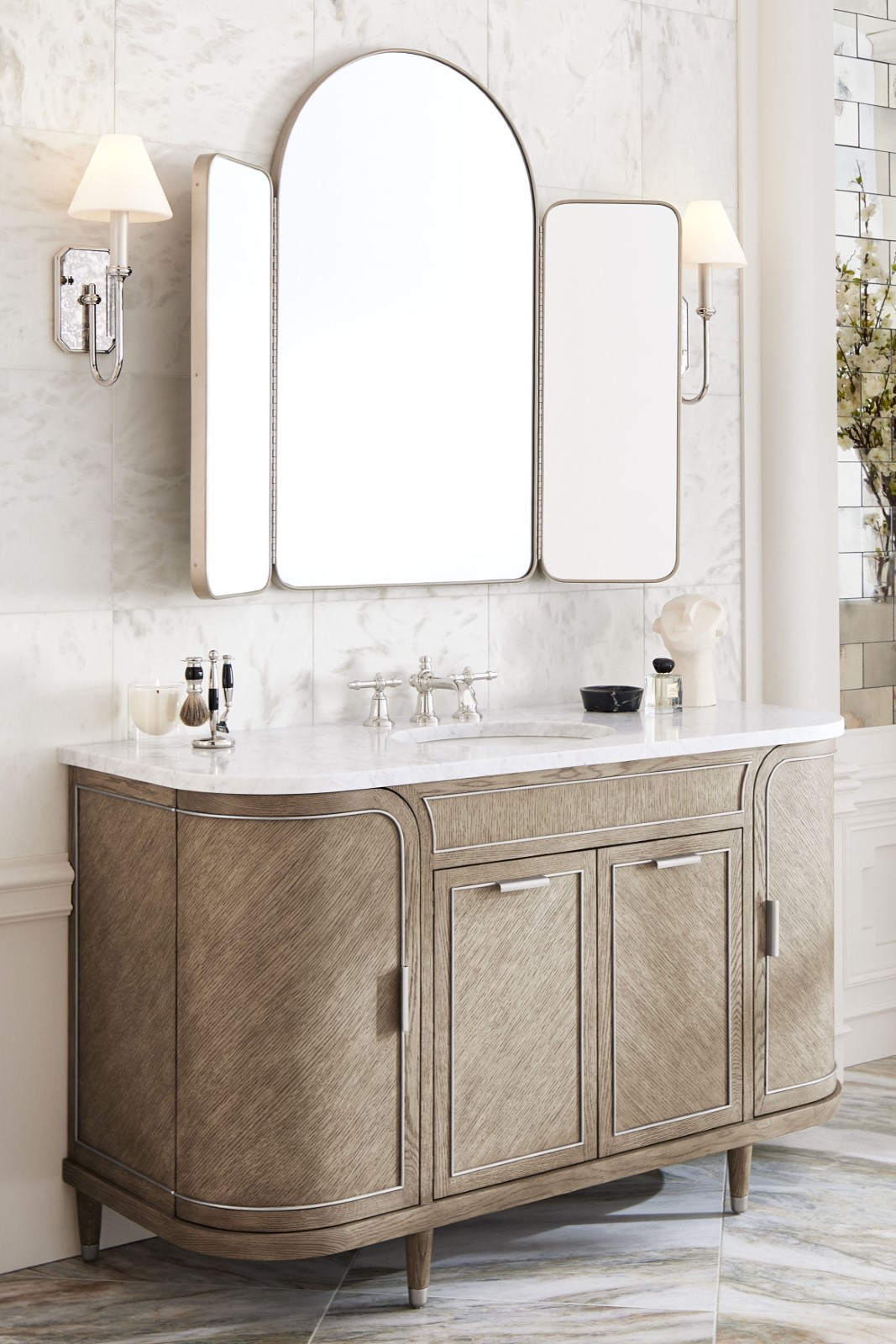 24 Charming Country Bathroom Ideas & Inspiration | Robern