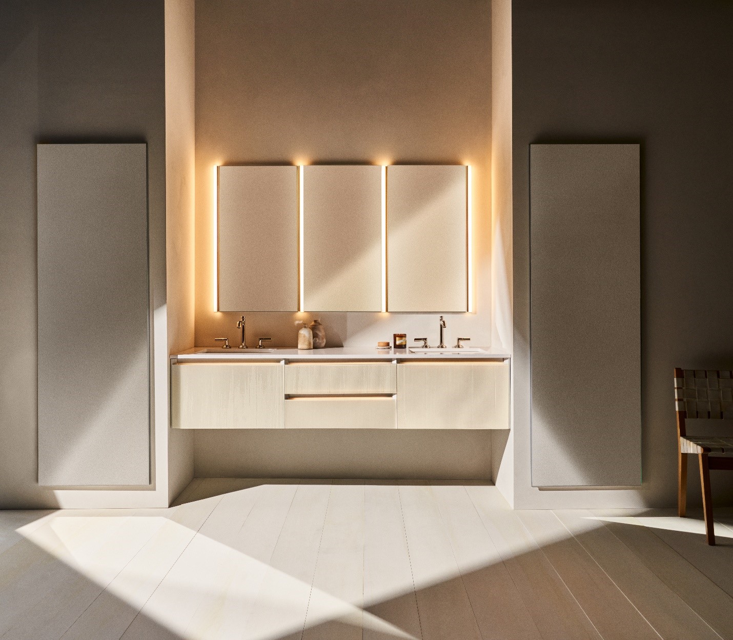 35 Contemporary Bathroom Décor Ideas | Robern