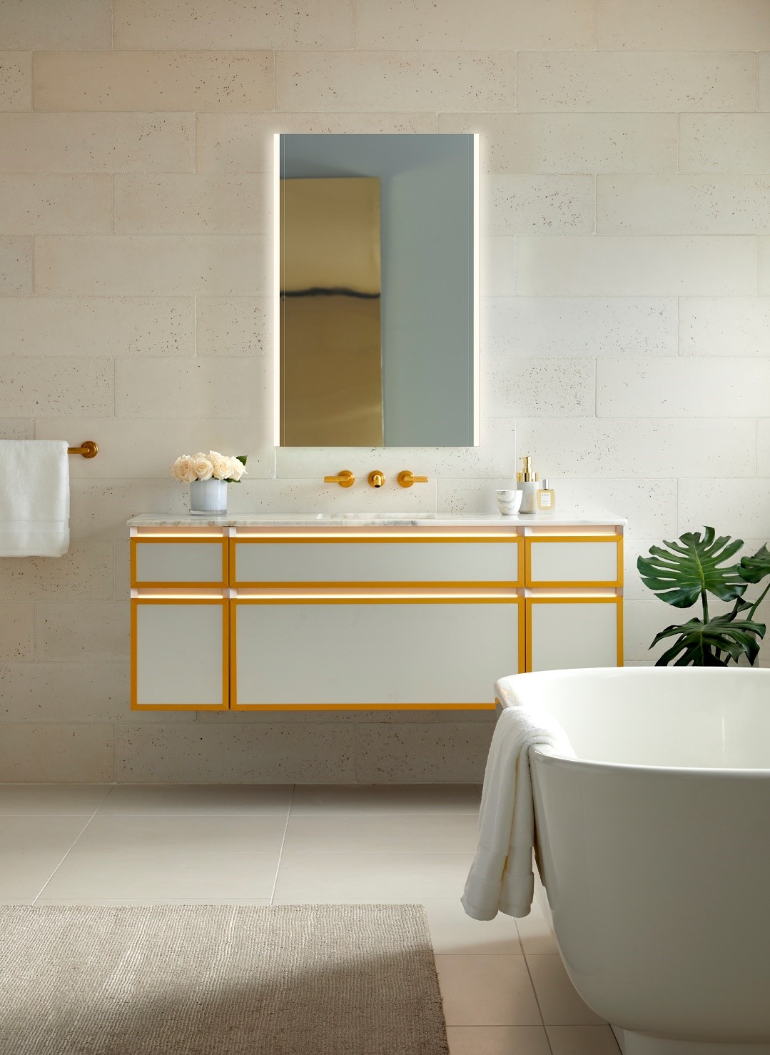 35 Contemporary Bathroom Décor Ideas | Robern