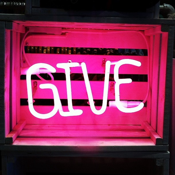 Why Every Tuesday Should Be A Giving Tuesday - Thrive Global
