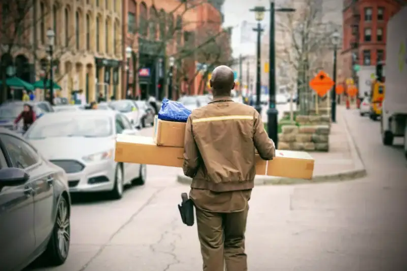 5 Tips for Mailroom Managers to Handle Mailroom Operations