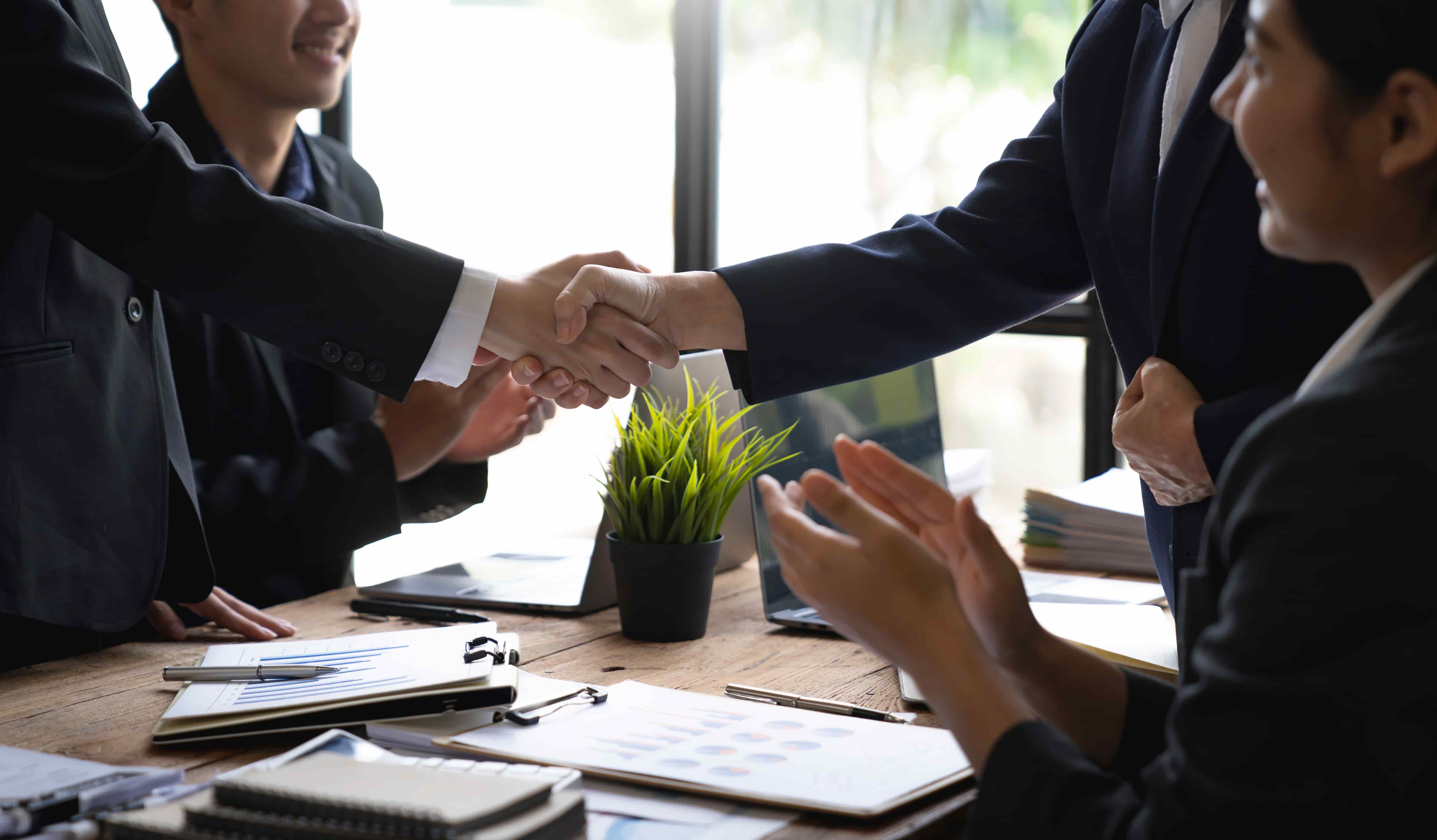 Key Considerations for Closing Deals in Investment Banking