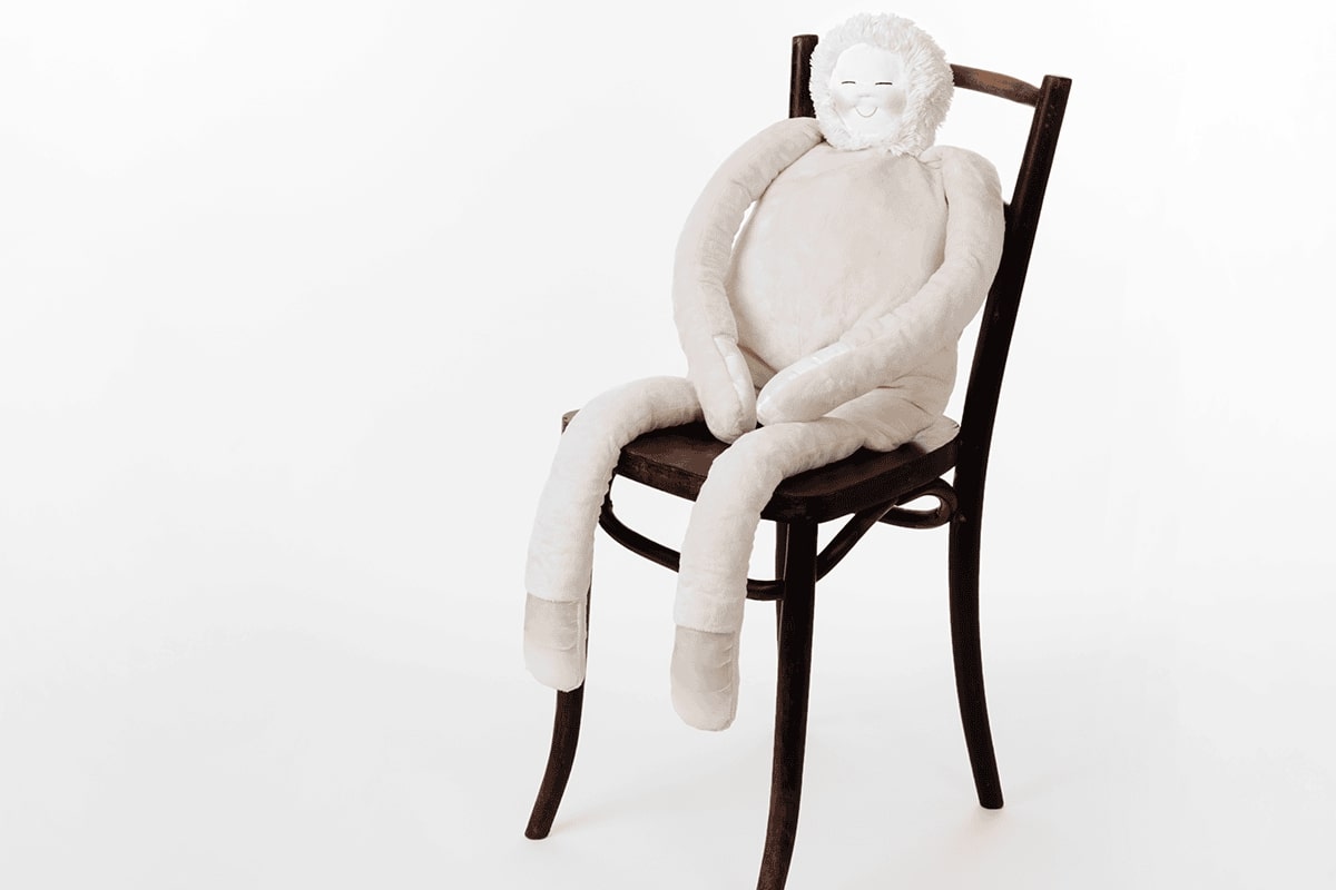 Ravencourt Living - HUG By LAUGH