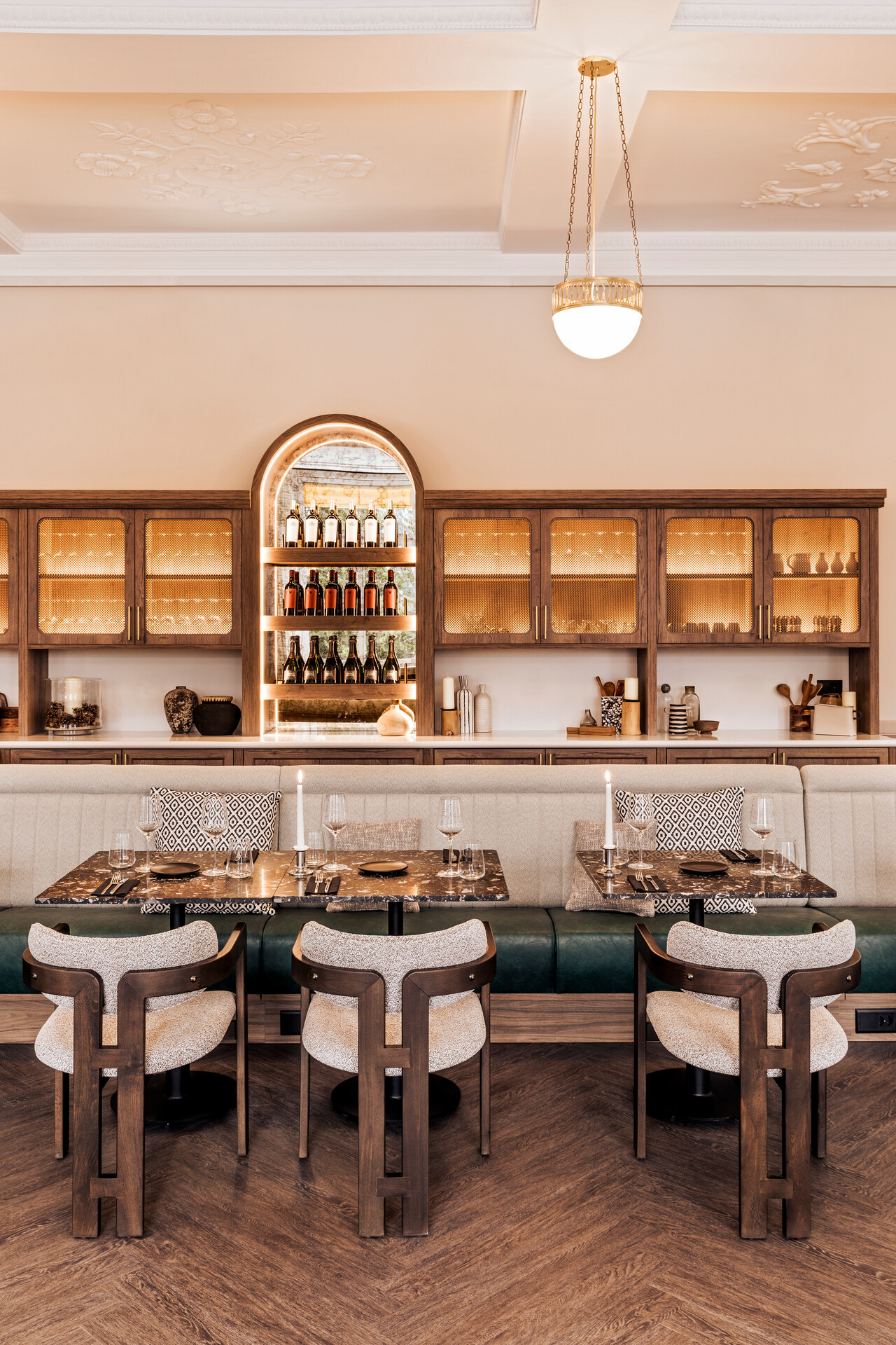 Restaurants & Bars | Faern Hotel Arosa Altein | Swiss Alps