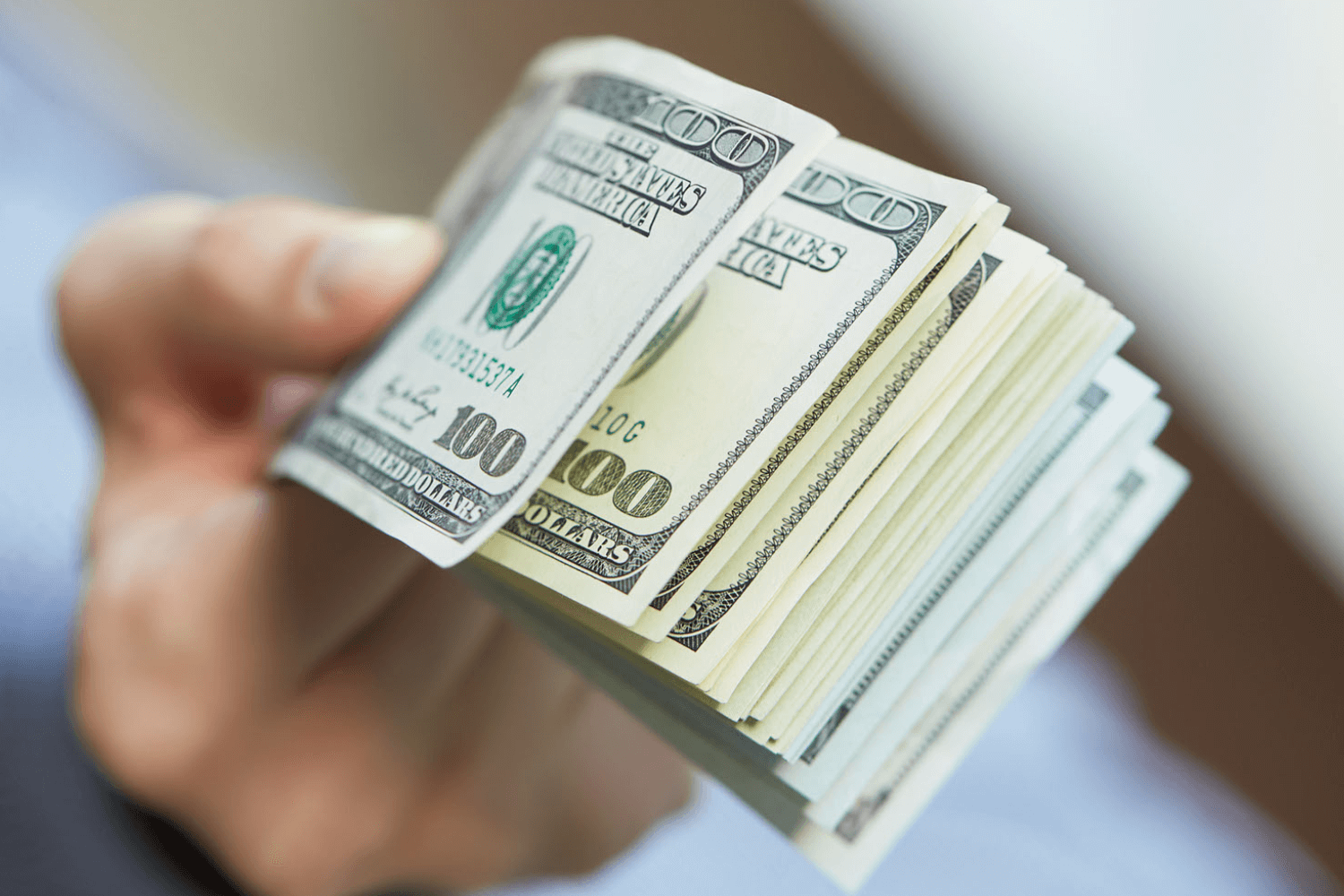 Understanding and Treating Money Addiction | Louis Laves-Webb