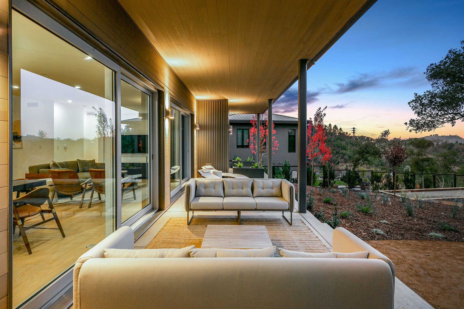 Catalog of Pre-Designed Fully-Finished Homes | DVELE