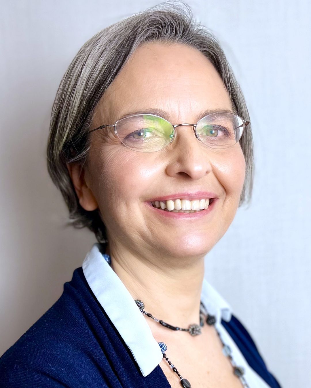 Aurora Elena Manzi, Psicoterapeuta ad orientamento Cognitivo-Costruttivista