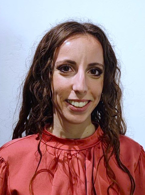 Alice Bregoli, Psicologa ad orientamento Sistemico Socio-Costruzionista